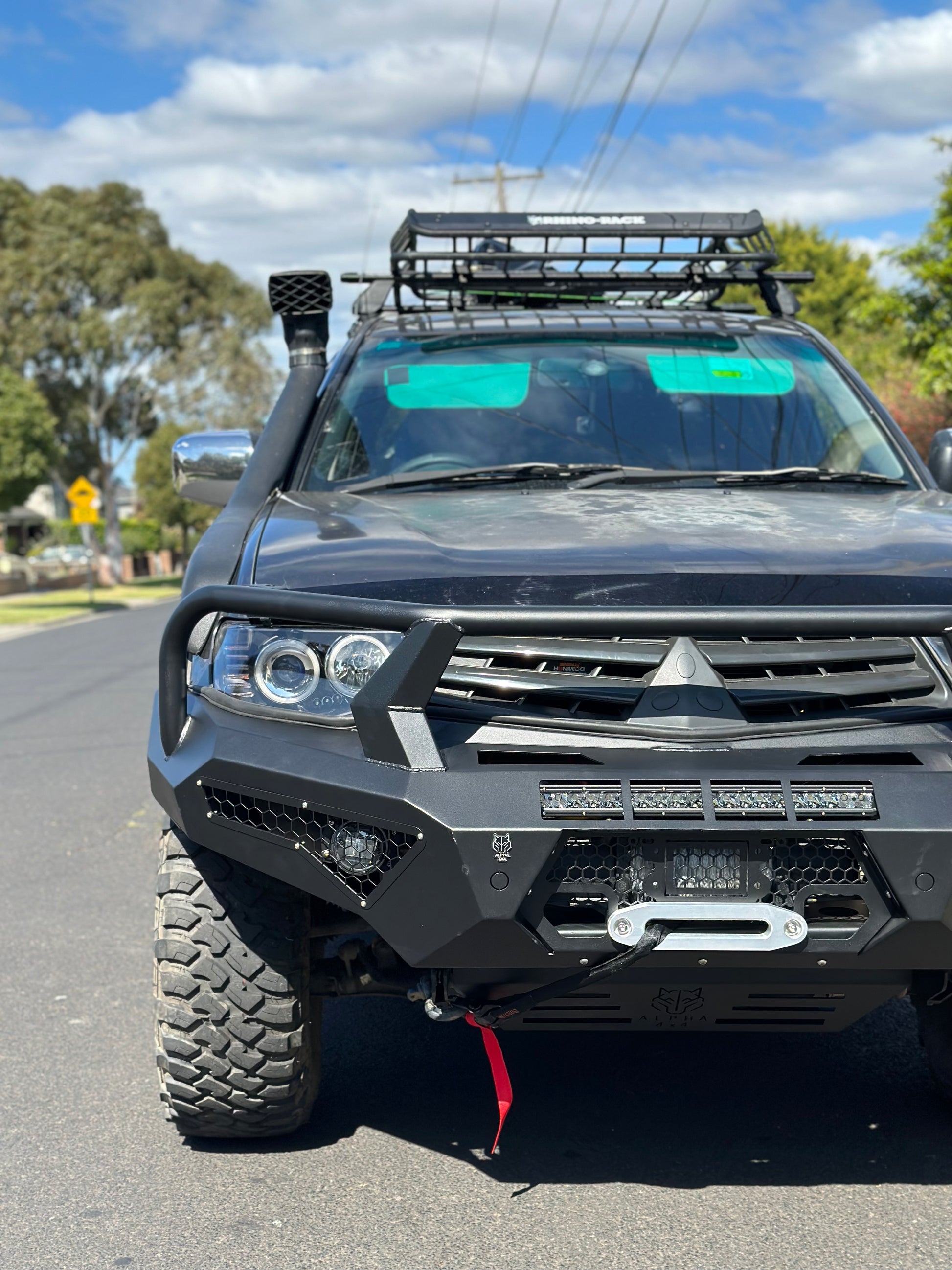 Alpha 4WD Pack Steel Bull Bar for Mitsubishi Triton MN ML 2006 to 2015 ...