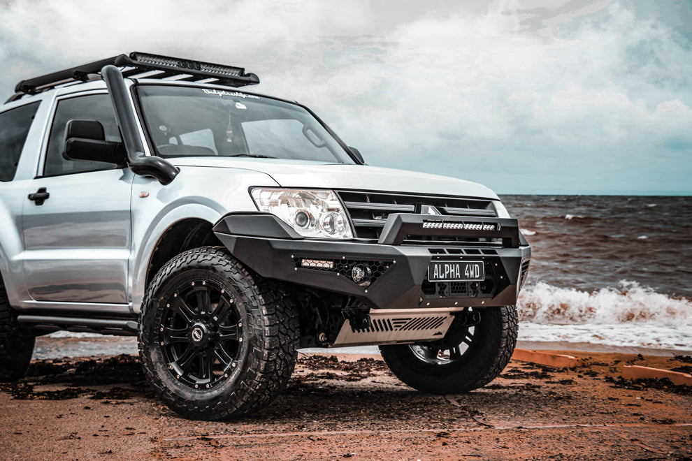 Alpha Predator Steel Bull Bar for Mitsubishi Pajero NS NT NX NW 2007 ...